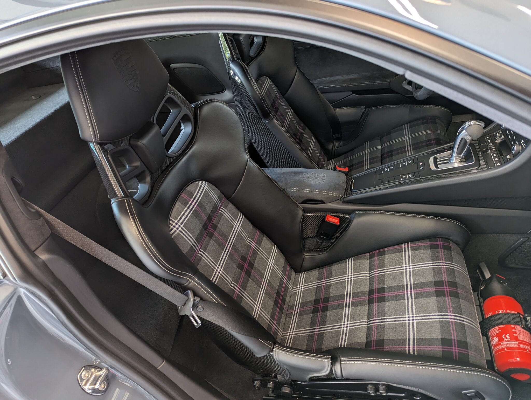 CustomizeYour Porsche ® Interior with Custom Seat Inserts - P1Designs